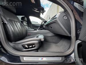 Black BMW 540 2023 in Riga, with an engine capacity of 3.00 L and mileage of 169 thousand km for 31000 €, photo 19 on AUTOMOTO.COM.LV