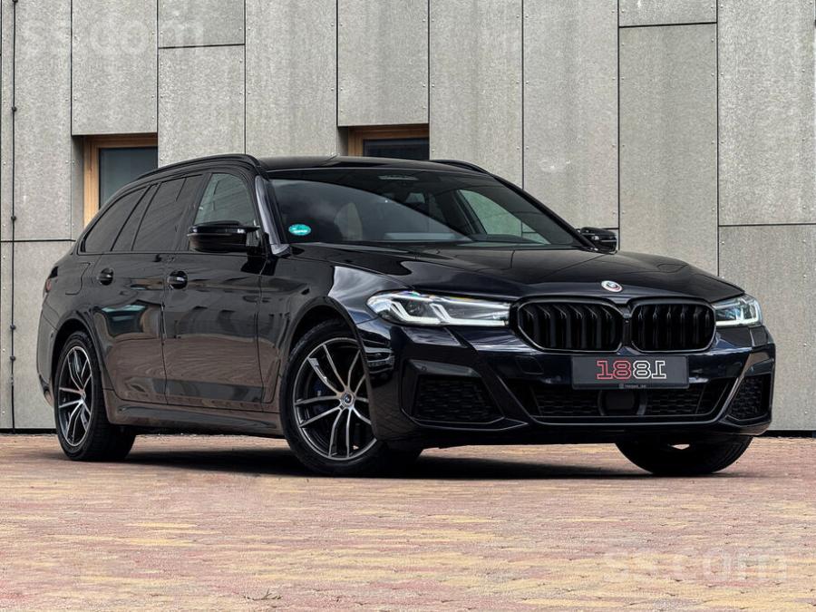 Black BMW 540 2023 in Riga, with an engine capacity of 3.00 L and mileage of 169 thousand km for 31000 €, photo 27 on AUTOMOTO.COM.LV