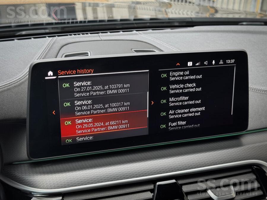 Black BMW 540 2023 in Riga, with an engine capacity of 3.00 L and mileage of 169 thousand km for 31000 €, photo 34 on AUTOMOTO.COM.LV
