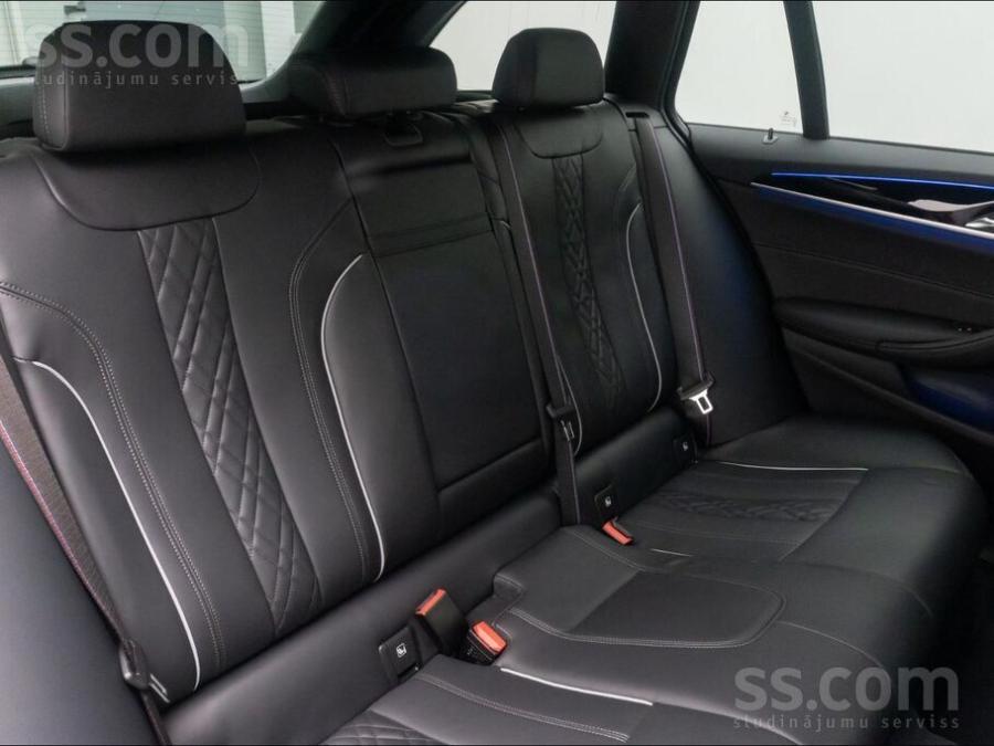 Melns BMW 540 2023 Tukums, ar dzinēja tilpumu 3.00 L un nobraukumu 166 tūkst. km par 33777 €, foto 6 vietnē AUTOMOTO.COM.LV