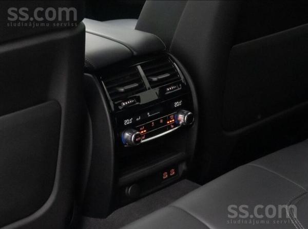 Black BMW 540 2023 in Tukums, with an engine capacity of 3.00 L and mileage of 166 thousand km for 33777 €, photo 7 on AUTOMOTO.COM.LV