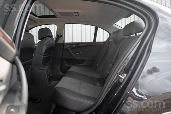 Zils BMW 540 2009 Talsi, ar dzinēja tilpumu 4.00 L un nobraukumu 271 tūkst. km par 7950 €, foto 11 vietnē AUTOMOTO.COM.LV