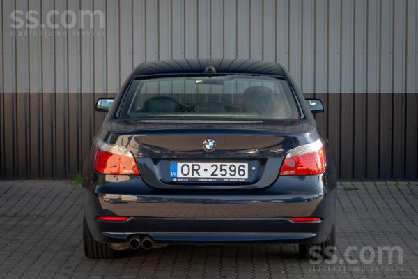 Zils BMW 540 2009 Talsi, ar dzinēja tilpumu 4.00 L un nobraukumu 271 tūkst. km par 7950 €, foto 6 vietnē AUTOMOTO.COM.LV