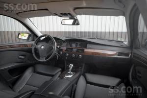 Blue BMW 540 2009 in Talsi, with an engine capacity of 4.00 L and mileage of 271 thousand km for 7950 €, photo 9 on AUTOMOTO.COM.LV