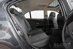 Blue BMW 540 2009 in Talsi, with an engine capacity of 4.00 L and mileage of 271 thousand km for 7950 €, photo 12 on AUTOMOTO.COM.LV