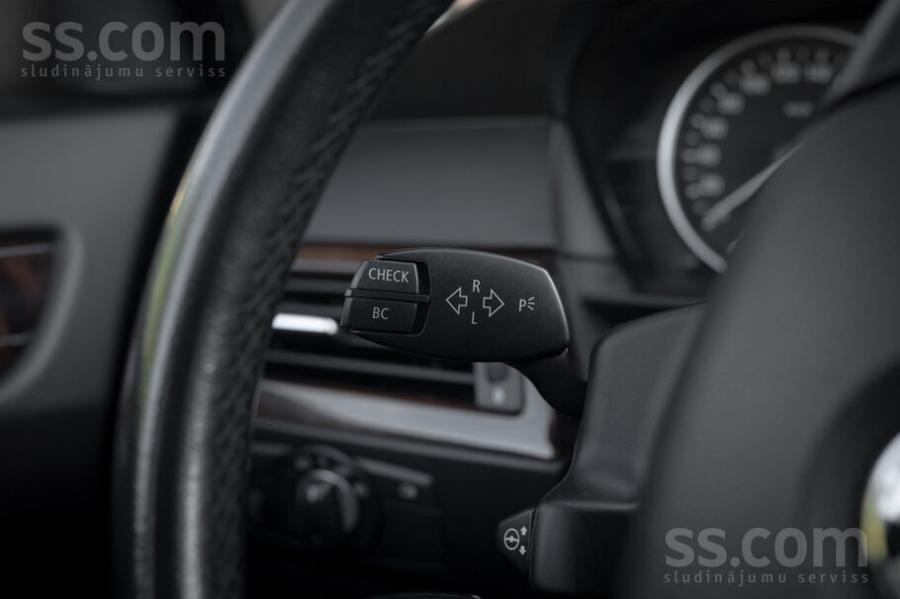 Blue BMW 540 2009 in Talsi, with an engine capacity of 4.00 L and mileage of 271 thousand km for 7950 €, photo 16 on AUTOMOTO.COM.LV