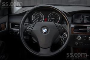 Blue BMW 540 2009 in Talsi, with an engine capacity of 4.00 L and mileage of 271 thousand km for 7950 €, photo 19 on AUTOMOTO.COM.LV