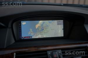 Blue BMW 540 2009 in Talsi, with an engine capacity of 4.00 L and mileage of 271 thousand km for 7950 €, photo 23 on AUTOMOTO.COM.LV