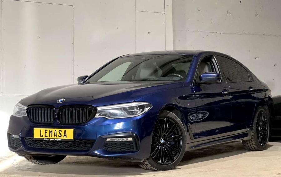 Blue BMW 540 2017 in Klaipeda, with an engine capacity of 3.00 L and mileage of 194 thousand km for 25900 €, photo 5 on AUTOMOTO.COM.LV