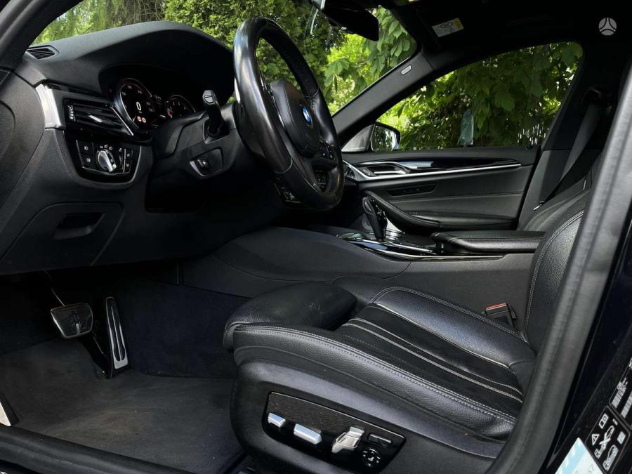 Zils BMW 540 2017 Kauņa, ar dzinēja tilpumu 3.00 L un nobraukumu 265 tūkst. km par 26500 €, foto 16 vietnē AUTOMOTO.COM.LV