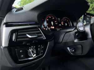 Zils BMW 540 2017 Kauņa, ar dzinēja tilpumu 3.00 L un nobraukumu 265 tūkst. km par 26500 €, foto 20 vietnē AUTOMOTO.COM.LV