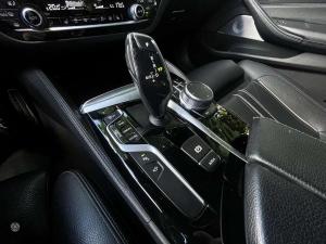 Zils BMW 540 2017 Kauņa, ar dzinēja tilpumu 3.00 L un nobraukumu 265 tūkst. km par 26500 €, foto 23 vietnē AUTOMOTO.COM.LV