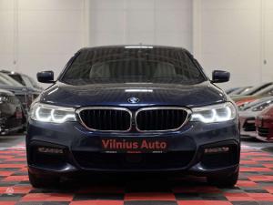 Blue BMW 540 2018 in Vilnius, with an engine capacity of 3.00 L and mileage of 122 thousand km for 29900 €, photo 2 on AUTOMOTO.COM.LV