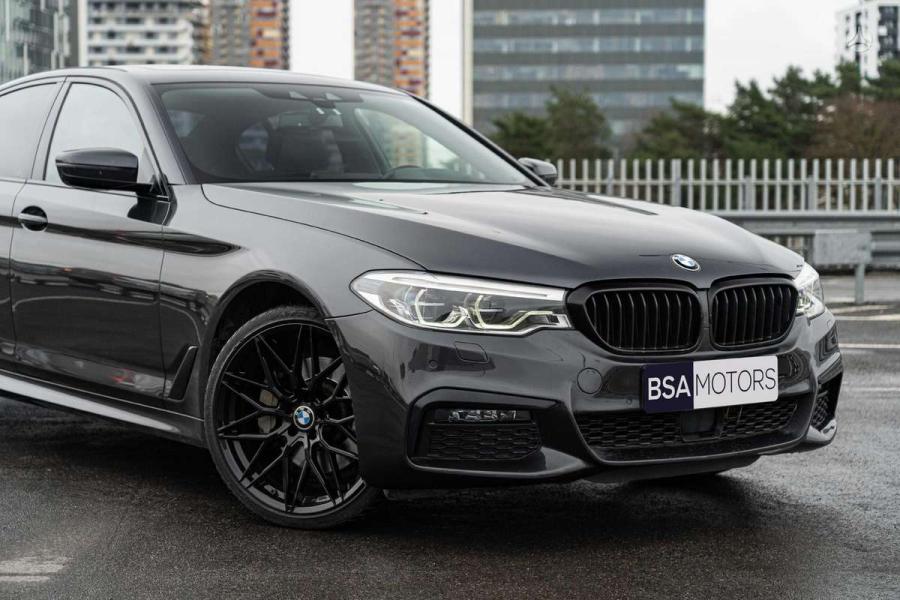 Zils BMW 540 2018 Viļņa, ar dzinēja tilpumu 3.00 L un nobraukumu 140 tūkst. km par 25500 €, foto 1 vietnē AUTOMOTO.COM.LV