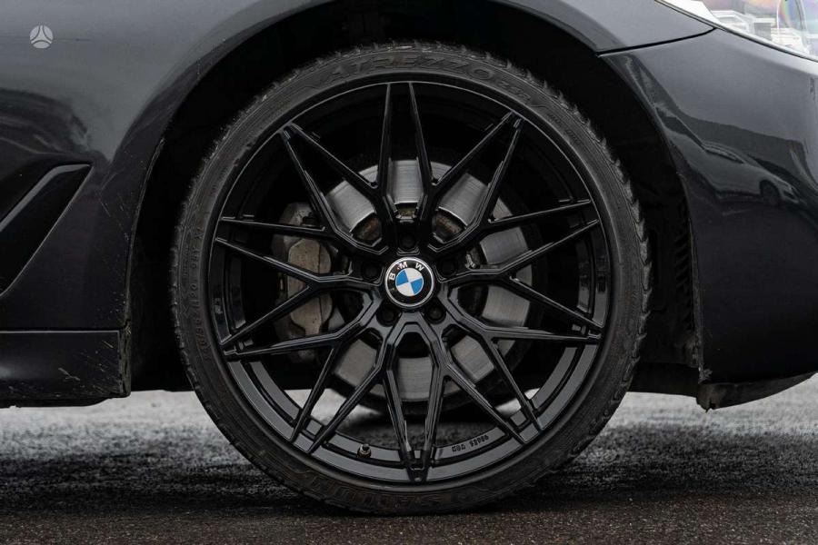 Zils BMW 540 2018 Viļņa, ar dzinēja tilpumu 3.00 L un nobraukumu 140 tūkst. km par 25500 €, foto 13 vietnē AUTOMOTO.COM.LV