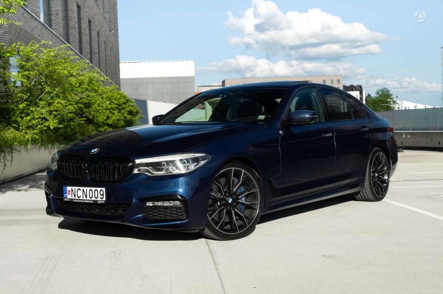 Blue BMW 540 2018 in Vilnius, with an engine capacity of 3.00 L and mileage of 155 thousand km for 31750 €, photo 1 on AUTOMOTO.COM.LV