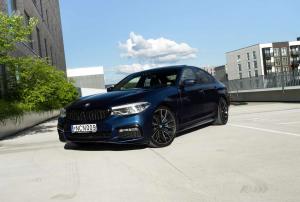 Blue BMW 540 2018 in Vilnius, with an engine capacity of 3.00 L and mileage of 155 thousand km for 31750 €, photo 3 on AUTOMOTO.COM.LV