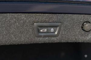 Blue BMW 540 2018 in Vilnius, with an engine capacity of 3.00 L and mileage of 155 thousand km for 31750 €, photo 18 on AUTOMOTO.COM.LV