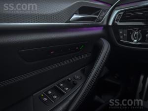 Zils BMW 540 2017 Jelgava, ar dzinēja tilpumu 3.00 L un nobraukumu 296 tūkst. km par 22700 €, foto 19 vietnē AUTOMOTO.COM.LV