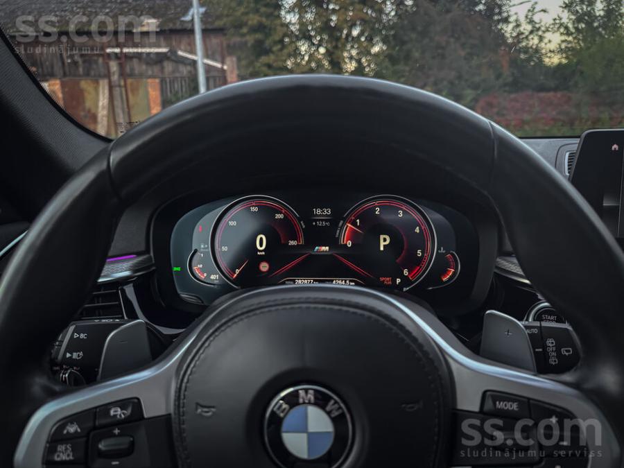 Zils BMW 540 2017 Jelgava, ar dzinēja tilpumu 3.00 L un nobraukumu 296 tūkst. km par 22700 €, foto 24 vietnē AUTOMOTO.COM.LV