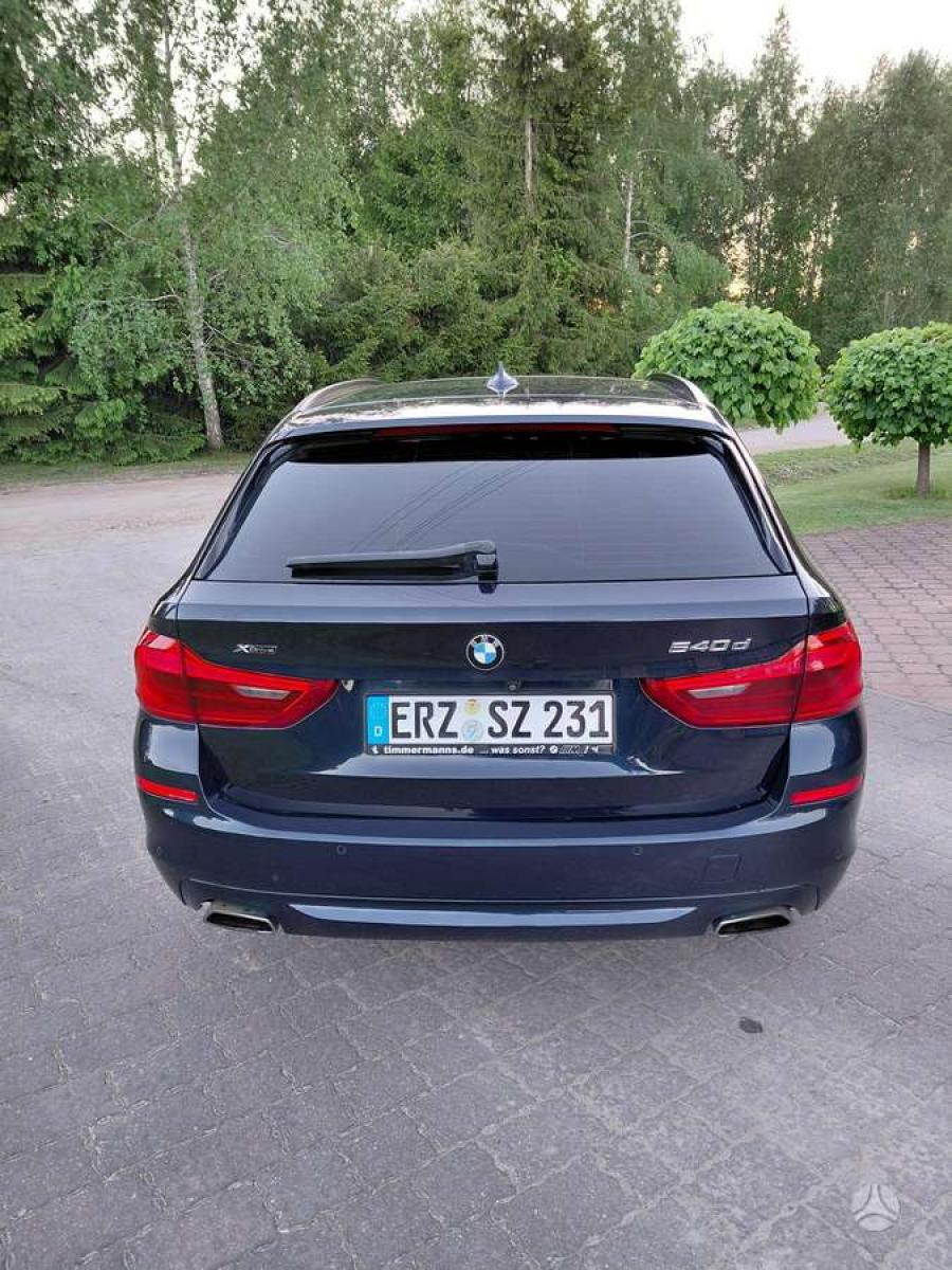 Zils BMW 540 2017 Viļņa, ar dzinēja tilpumu 2.99 L un nobraukumu 289 tūkst. km par 16500 €, foto 9 vietnē AUTOMOTO.COM.LV