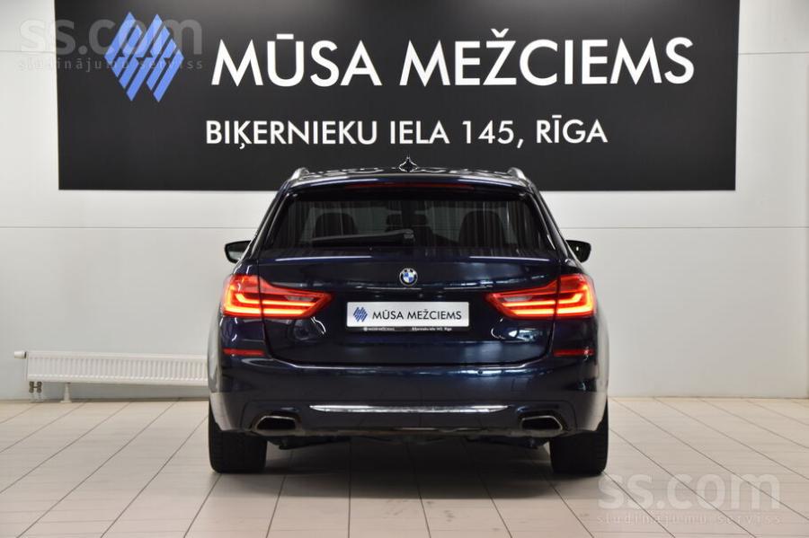 Blue BMW 540 2017 in Riga, with an engine capacity of 3.00 L and mileage of 173 thousand km for 26990 €, photo 8 on AUTOMOTO.COM.LV