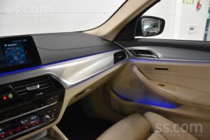 Blue BMW 540 2017 in Riga, with an engine capacity of 3.00 L and mileage of 173 thousand km for 26990 €, photo 12 on AUTOMOTO.COM.LV