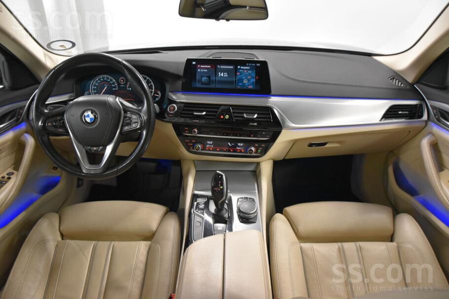 Blue BMW 540 2017 in Riga, with an engine capacity of 3.00 L and mileage of 173 thousand km for 26990 €, photo 13 on AUTOMOTO.COM.LV
