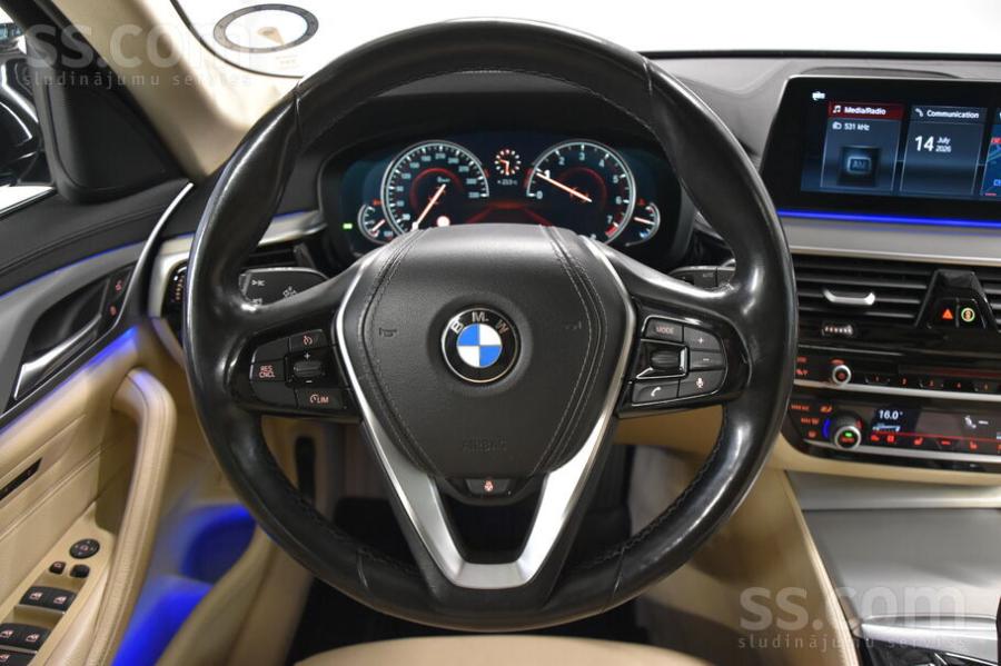 Blue BMW 540 2017 in Riga, with an engine capacity of 3.00 L and mileage of 173 thousand km for 26990 €, photo 33 on AUTOMOTO.COM.LV