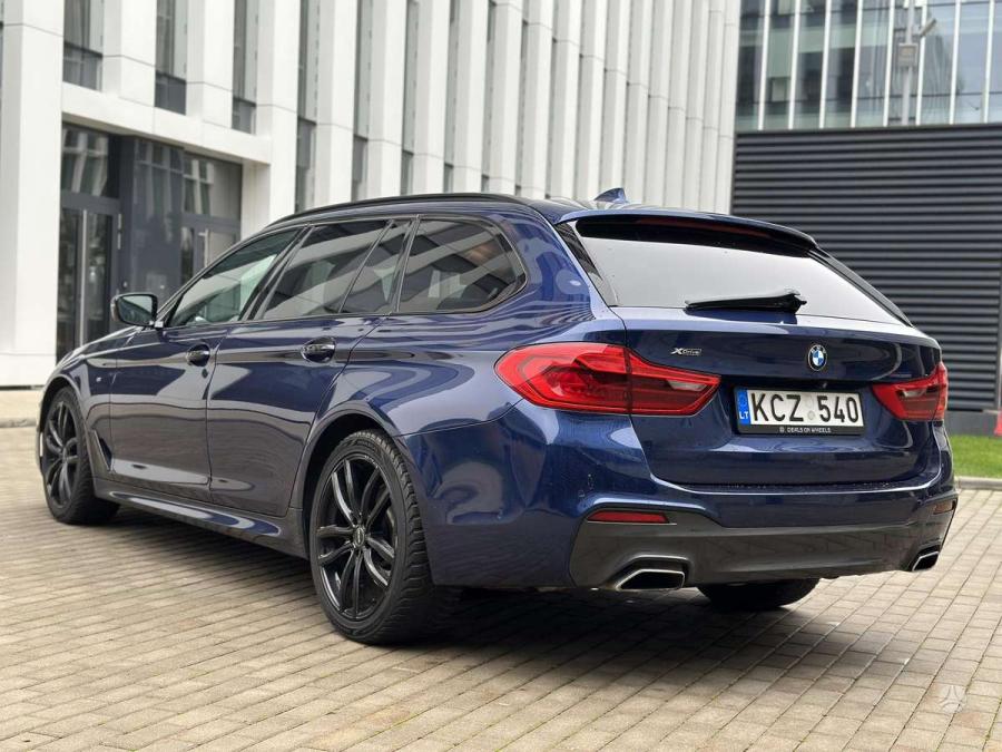 Blue BMW 540 2017 in Vilnius, with an engine capacity of 3.00 L and mileage of 182 thousand km for 19500 €, photo 8 on AUTOMOTO.COM.LV