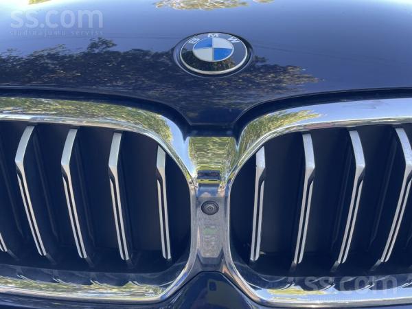 Blue BMW 540 2021 in Riga, with an engine capacity of 3.00 L and mileage of 169 thousand km for 26490 €, photo 9 on AUTOMOTO.COM.LV