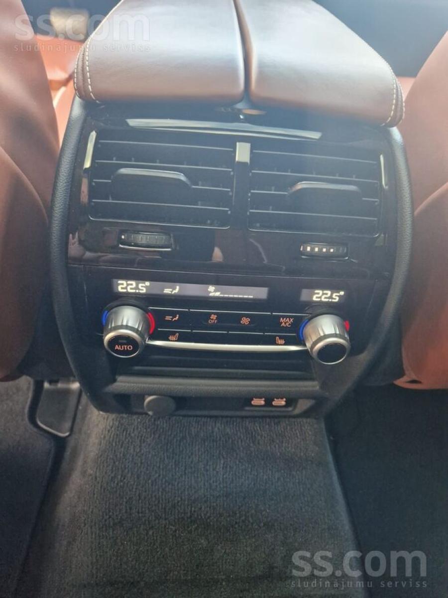 Zils BMW 540 2021 Rīga, ar dzinēja tilpumu 3.00 L un nobraukumu 222 tūkst. km par 33000 €, foto 19 vietnē AUTOMOTO.COM.LV