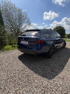 Blue BMW 540 2022 in Vievis, with an engine capacity of 2.99 L and mileage of 294 thousand km for 25500 €, photo 6 on AUTOMOTO.COM.LV