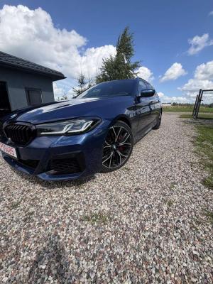 Blue BMW 540 2022 in Vievis, with an engine capacity of 2.99 L and mileage of 294 thousand km for 25500 €, photo 10 on AUTOMOTO.COM.LV