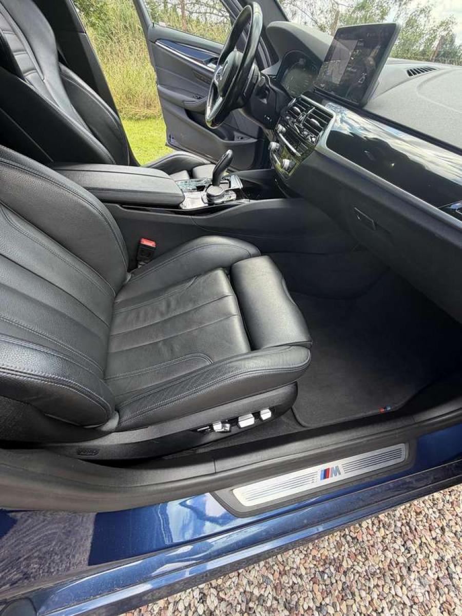 Blue BMW 540 2022 in Vievis, with an engine capacity of 2.99 L and mileage of 294 thousand km for 25500 €, photo 16 on AUTOMOTO.COM.LV