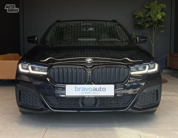 Zils BMW 540 2023 Klaipėda, ar dzinēja tilpumu 3.00 L un nobraukumu 162 tūkst. km par 35991 €, foto 3 vietnē AUTOMOTO.COM.LV