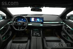 Zils BMW 540 2025 Rīga, ar dzinēja tilpumu 3.00 L un nobraukumu 51 tūkst. km par 67500 €, foto 5 vietnē AUTOMOTO.COM.LV