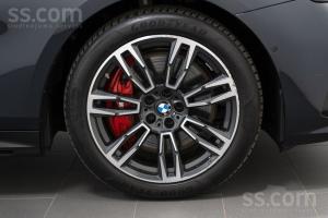 Zils BMW 540 2025 Rīga, ar dzinēja tilpumu 3.00 L un nobraukumu 51 tūkst. km par 67500 €, foto 14 vietnē AUTOMOTO.COM.LV