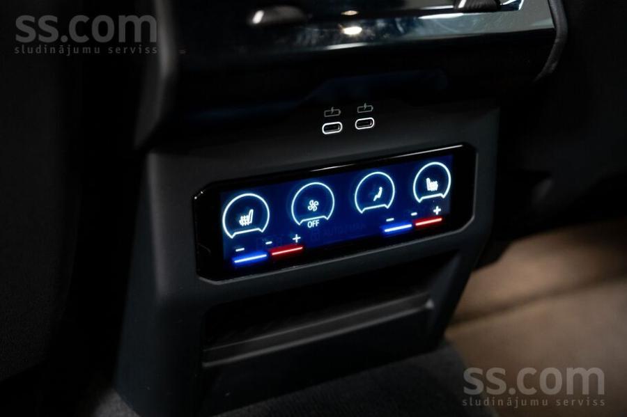 Zils BMW 540 2025 Rīga, ar dzinēja tilpumu 3.00 L un nobraukumu 51 tūkst. km par 67500 €, foto 22 vietnē AUTOMOTO.COM.LV