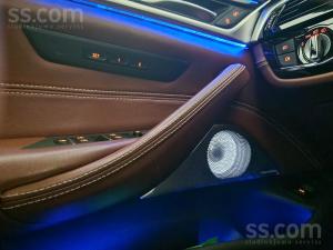 Brown BMW 540 2018 in Riga, with an engine capacity of 3.00 L and mileage of 254 thousand km for 25000 €, photo 10 on AUTOMOTO.COM.LV