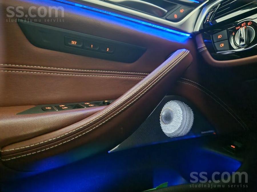 Brown BMW 540 2018 in Riga, with an engine capacity of 3.00 L and mileage of 254 thousand km for 25000 €, photo 10 on AUTOMOTO.COM.LV