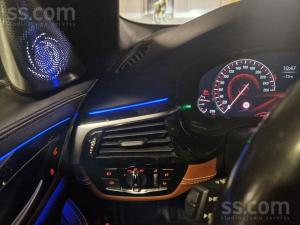 Brown BMW 540 2018 in Riga, with an engine capacity of 3.00 L and mileage of 254 thousand km for 25000 €, photo 16 on AUTOMOTO.COM.LV