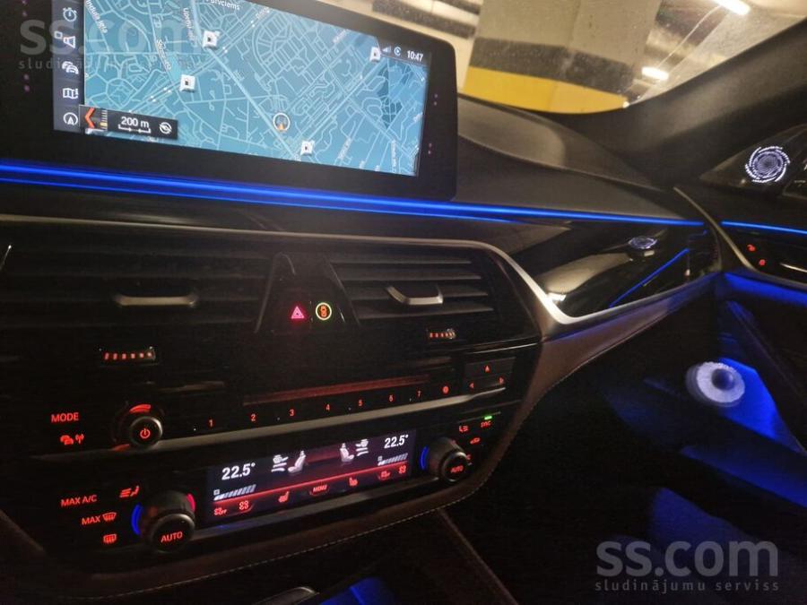 Brown BMW 540 2018 in Riga, with an engine capacity of 3.00 L and mileage of 254 thousand km for 25000 €, photo 17 on AUTOMOTO.COM.LV