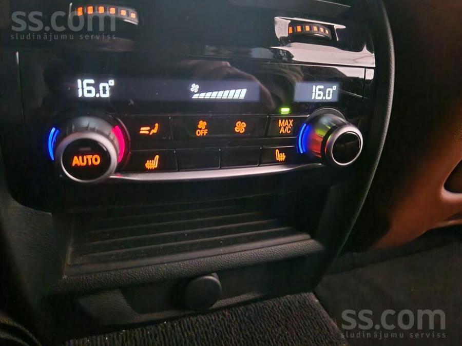 Brown BMW 540 2018 in Riga, with an engine capacity of 3.00 L and mileage of 254 thousand km for 25000 €, photo 22 on AUTOMOTO.COM.LV