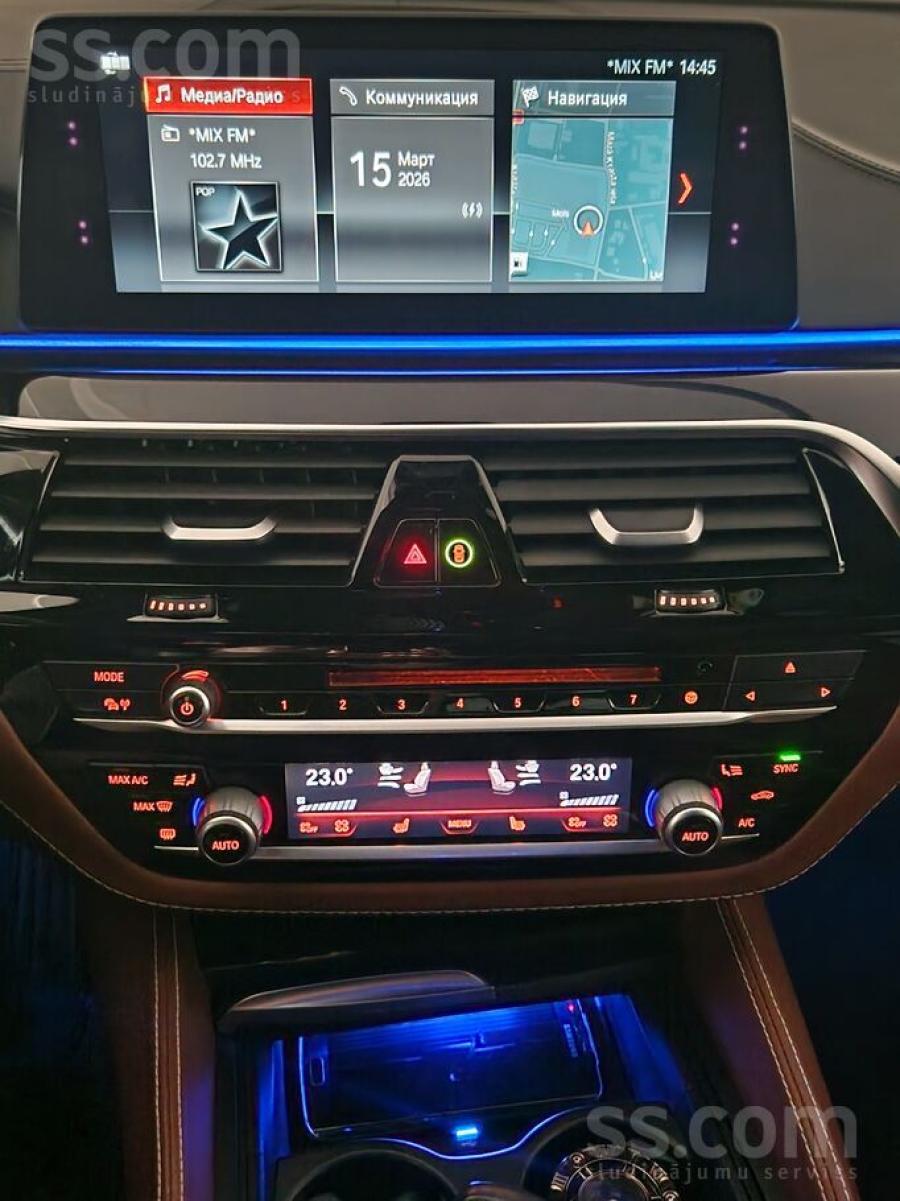 Brown BMW 540 2018 in Riga, with an engine capacity of 3.00 L and mileage of 254 thousand km for 25000 €, photo 26 on AUTOMOTO.COM.LV