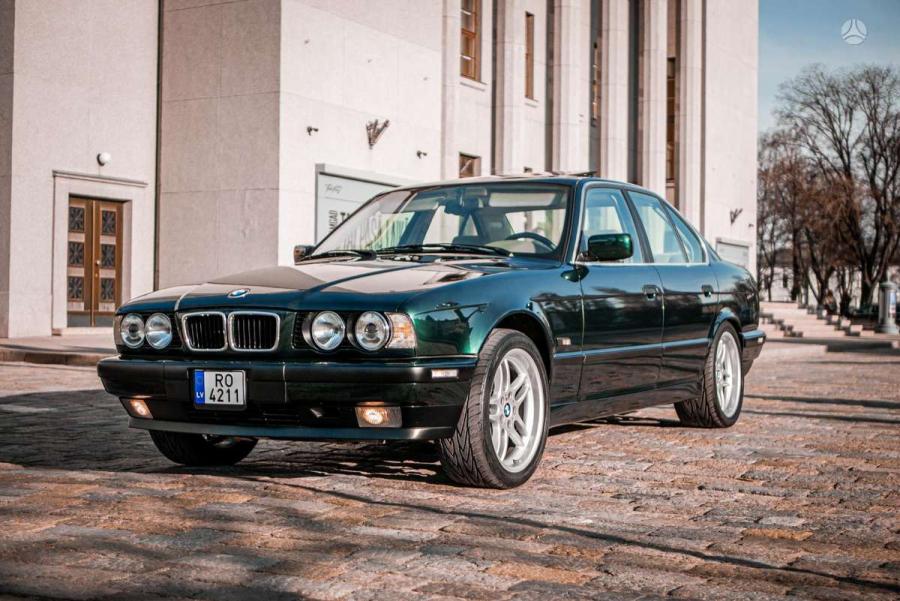 Green BMW 540 1995 in Daugavpils, with an engine capacity of 4.00 L and mileage of 300 thousand km for 14900 €, photo 2 on AUTOMOTO.COM.LV