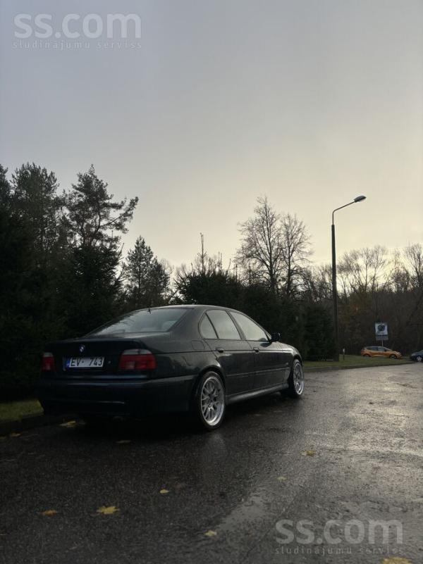 Green BMW 540 1996 in Riga, with an engine capacity of 4.40 L and mileage of 305 thousand km for 5100 €, photo 2 on AUTOMOTO.COM.LV