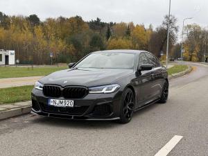 Grey BMW 540 2018 in Vilnius, with an engine capacity of 3.00 L and mileage of 180 thousand km for 25899 €, photo  on AUTOMOTO.COM.LV