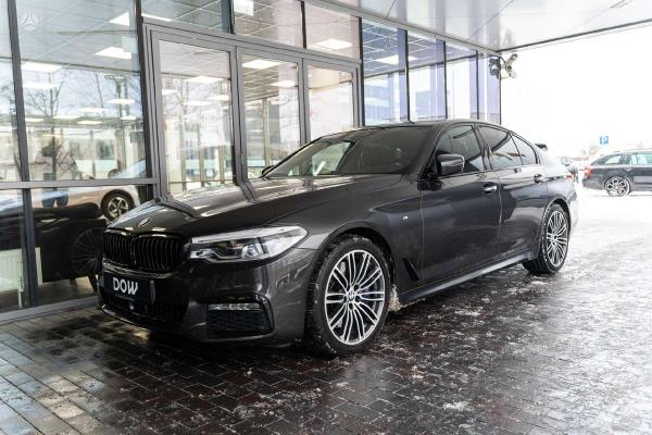 Pelēks BMW 540 2018 Viļņa, ar dzinēja tilpumu 2.99 L un nobraukumu 223 tūkst. km par 25900 €, foto 2 vietnē AUTOMOTO.COM.LV