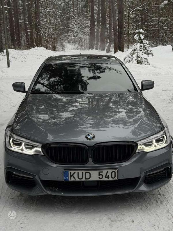 Grey BMW 540 2018 in Vilnius, with an engine capacity of 3.00 L and mileage of 153 thousand km for 23900 €, photo 2 on AUTOMOTO.COM.LV